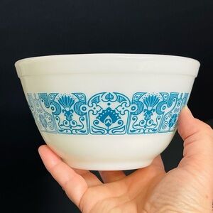 Pyrex | Kitchen | Vintage Pyrex Horizon Blue 4 15 Pint Mixing Bowl Art ...